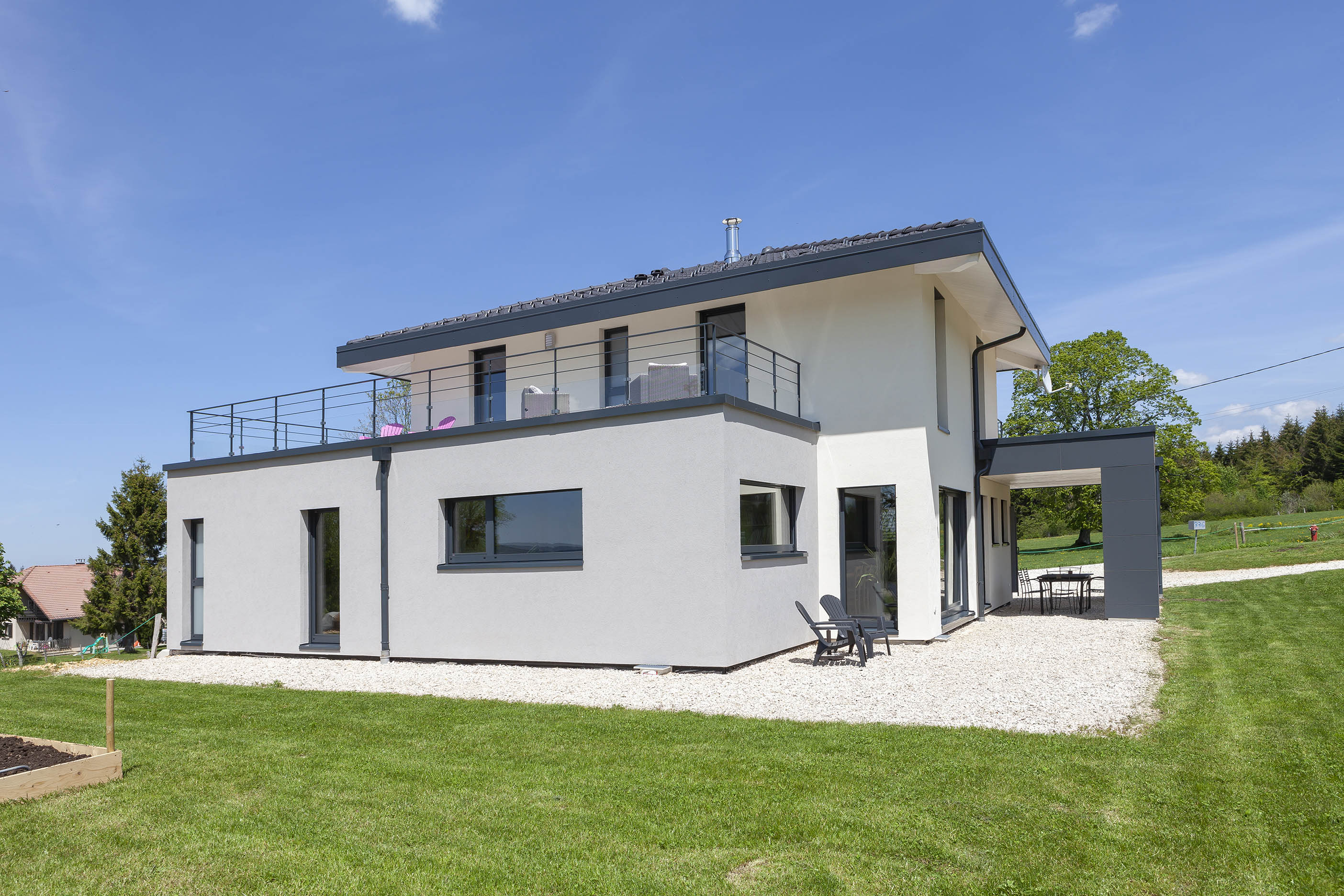 Maison bois crépis contemporaine